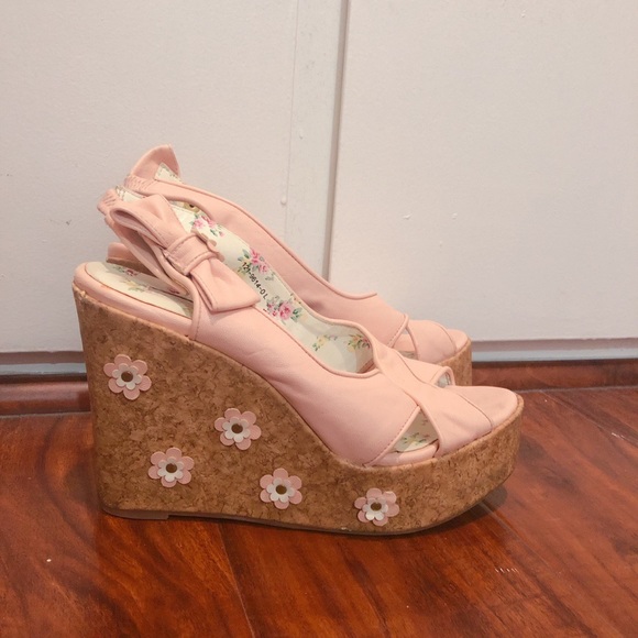 LIZ LISA | Shoes | Liz Lisa Pink Floral Shoes | Poshmark